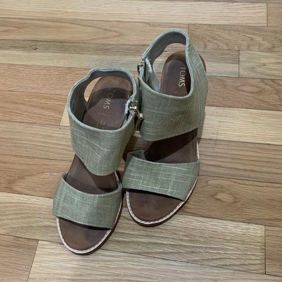 Toms | Shoes | Toms Tan Opentoe Sandal | Poshmark